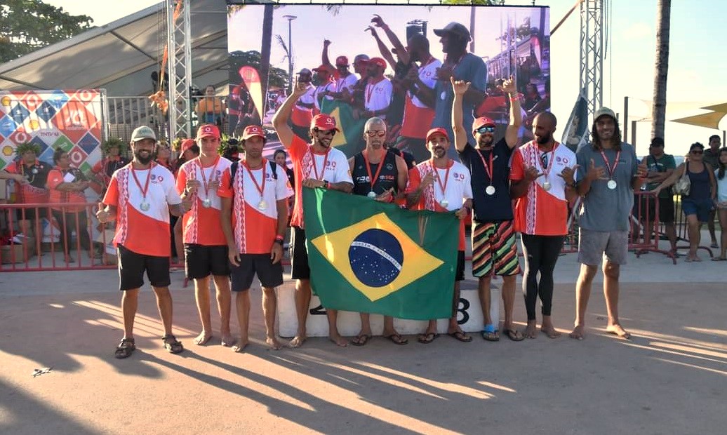 Brasileiros treinam e competem ao lado da Shell Va'a: "A emoção foi lá ...