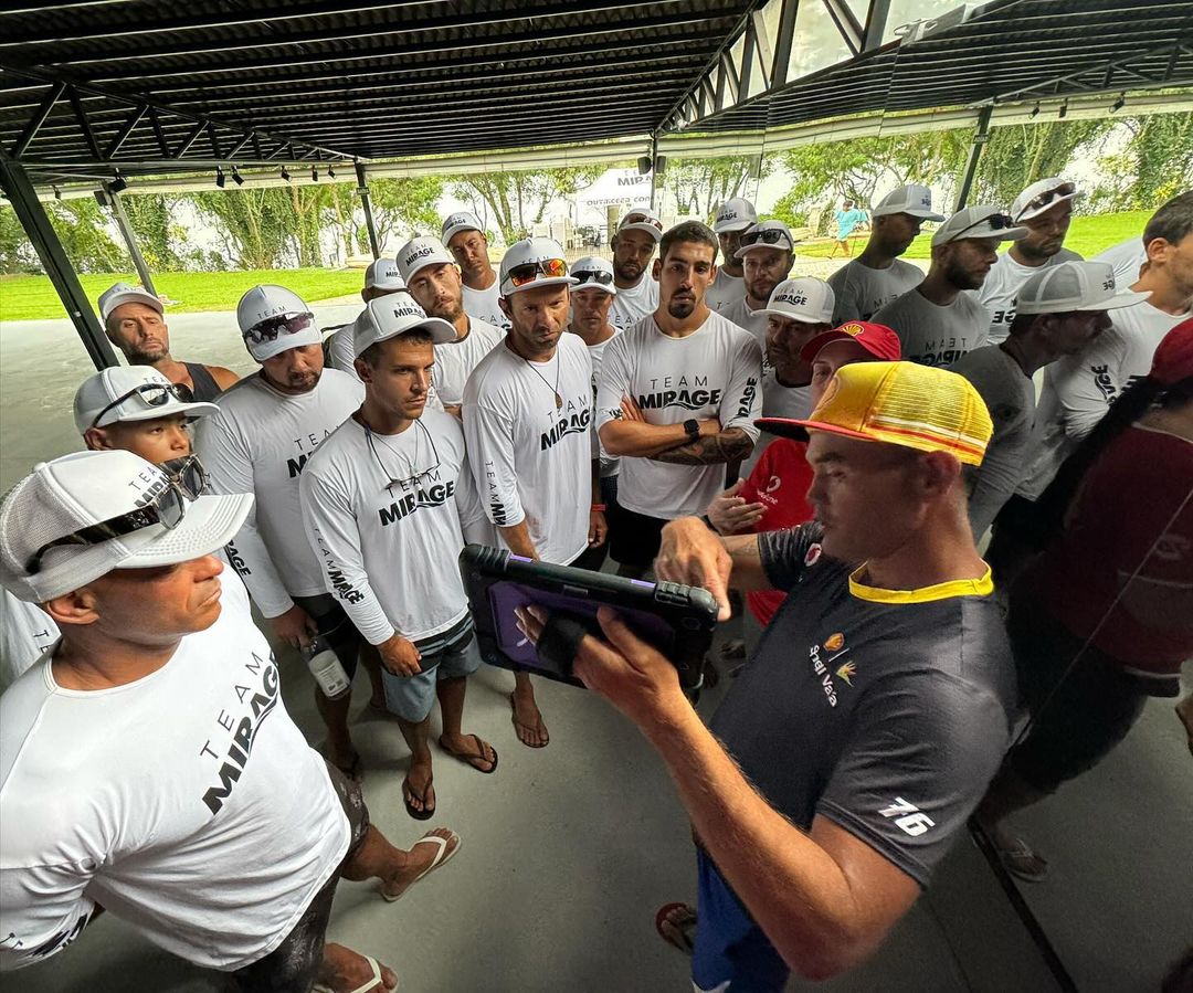 Team Mirage marca presença histórica na Vodafone Race com David Tepava ...